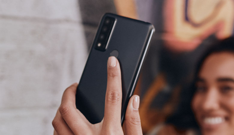 30 XE 5G | TCL Canada